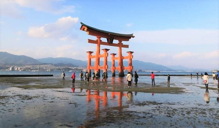 5 Famous Shrines That You Have to Check Out! | MATCHA - JAPAN TRAVEL ...